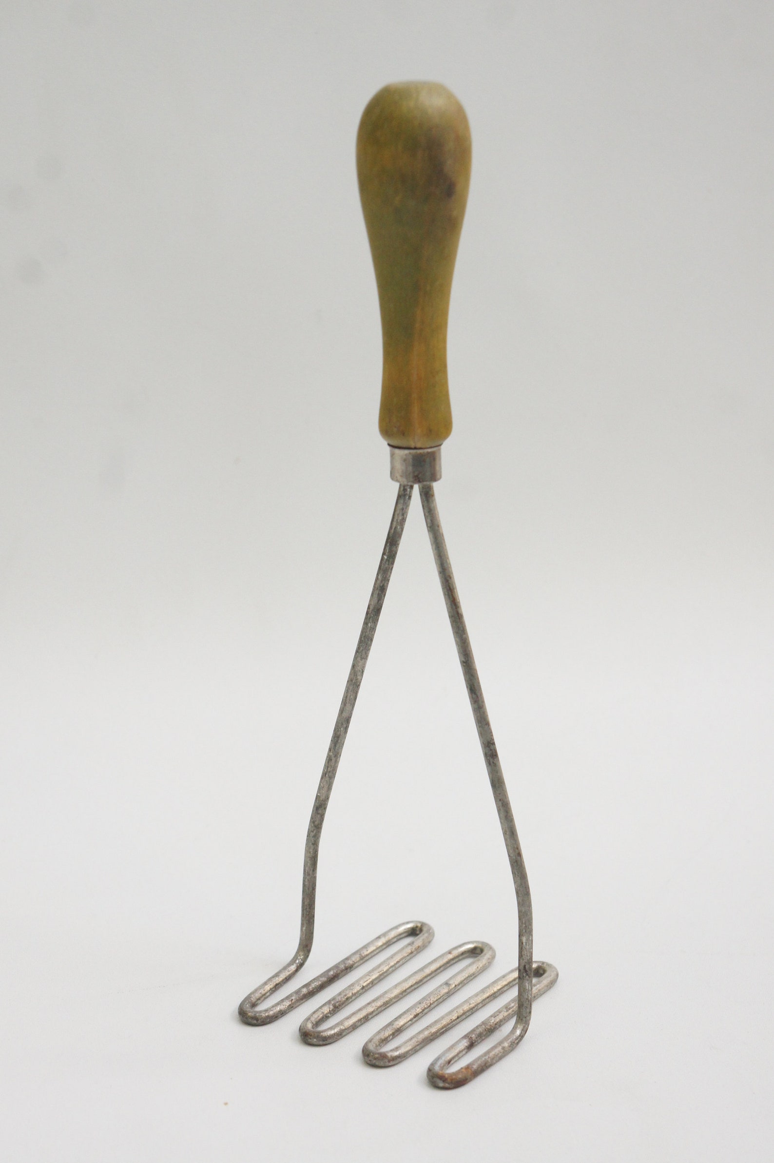 Vintage Wood Handle Potato Masher Utensil Farmhouse Kitchen Cottagecore ...