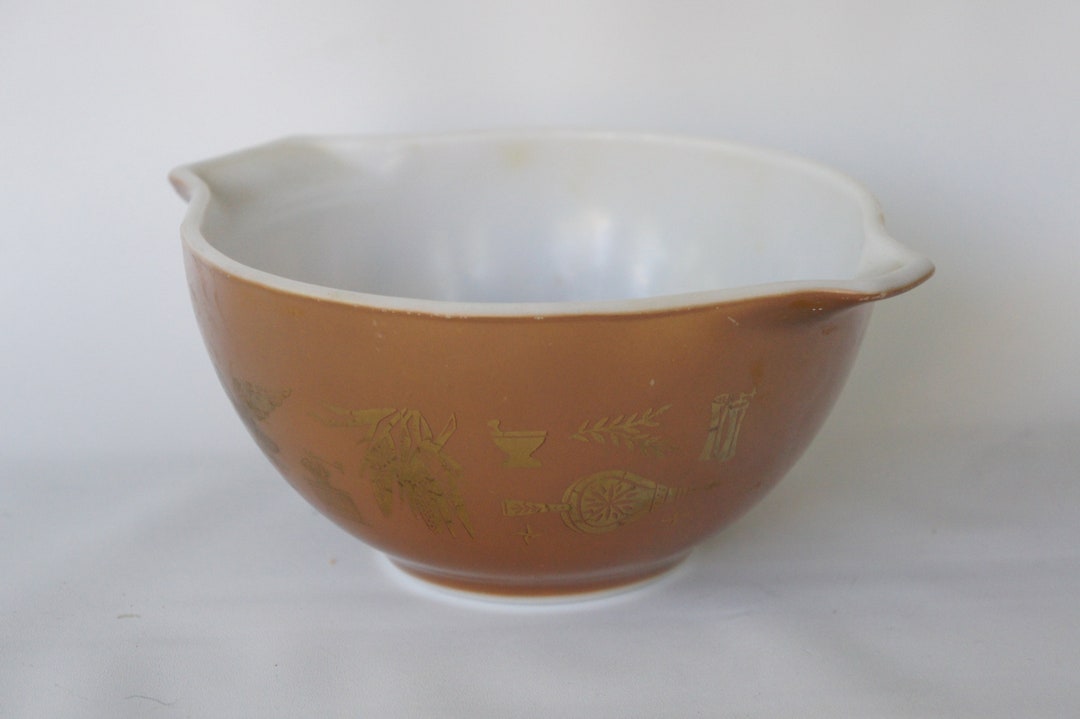 Vintage 60s-70s Pyrex Gold Print Brown Milk Glass Bowl Retro Mid ...