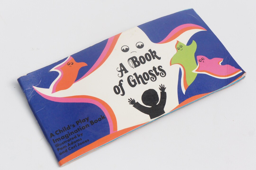 Vintage 'A Book of Ghosts' Children's Book, 1974 Illustrated Edition - Etsy