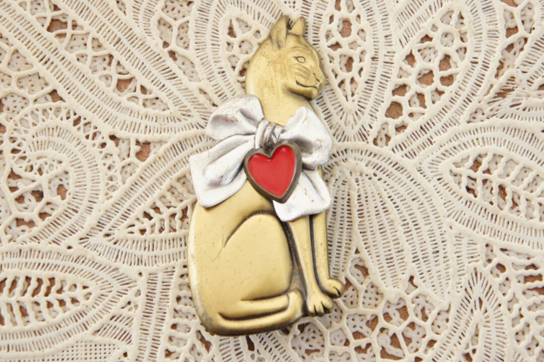 Vintage 80s-90s Cat With Heart Brooch Kitty Pin Costume Jewelry Gift - Etsy