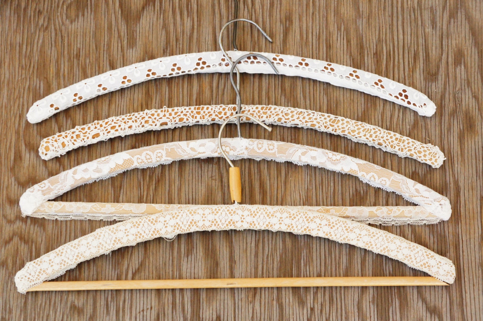 Handmade Upcycled Vintage Lace Covered Clothes Hangers /shabby | Etsy