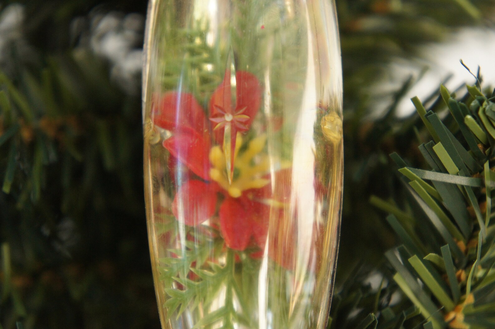 Vintage 60s Plastic Tear Drop Christmas - Etsy