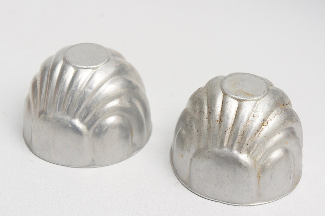 Vintage 50s Small Metal Jelly Molds Cake Molds Farmhouse Mid Century ...