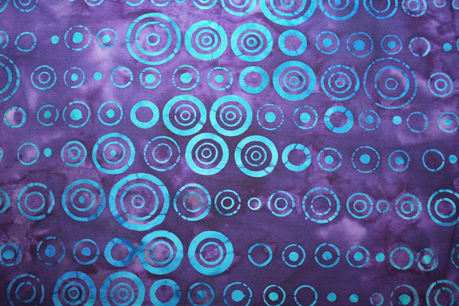 ROUND AND ROUND Beautiful Dot and Circle Batik From Robert - Etsy