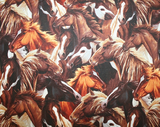 Stunning Horse Fabric! Beautiful Horse Heads in a Cluster "sierra Trail ...