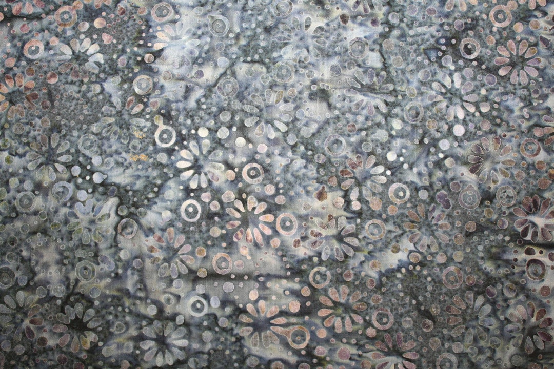 Pretty Gray Flower Batik ~ High Quality From Wilmington Batiks ~ Small ...