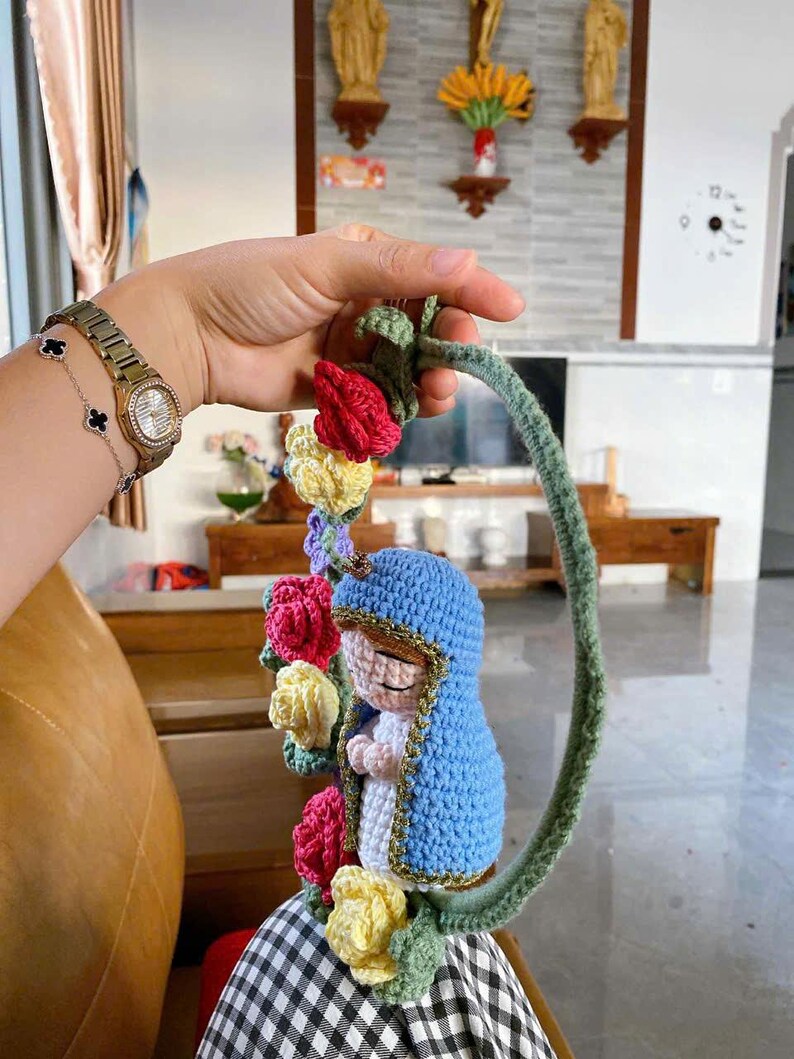 Our Lady Crochet Floral Wreath – Marian Wall Hanging, Catholic Gift - Etsy