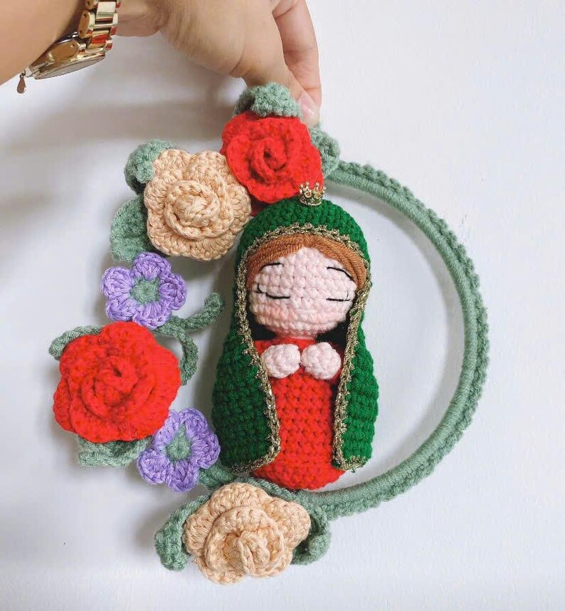 Our Lady Crochet Floral Wreath – Marian Wall Hanging, Catholic Gift - Etsy