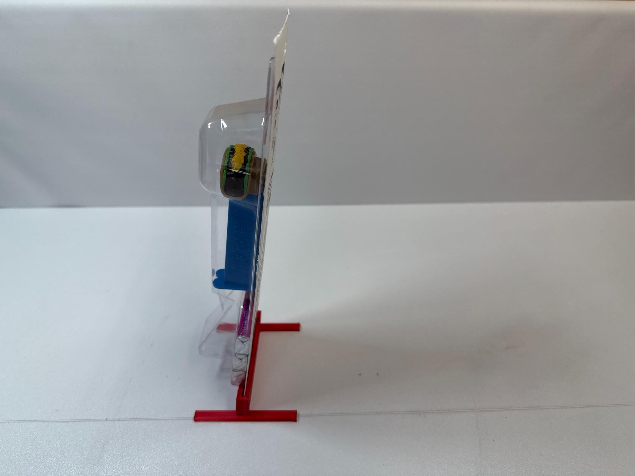 Pez Card Display Stands, 3D Printed, Organize and Display Your Pez ...