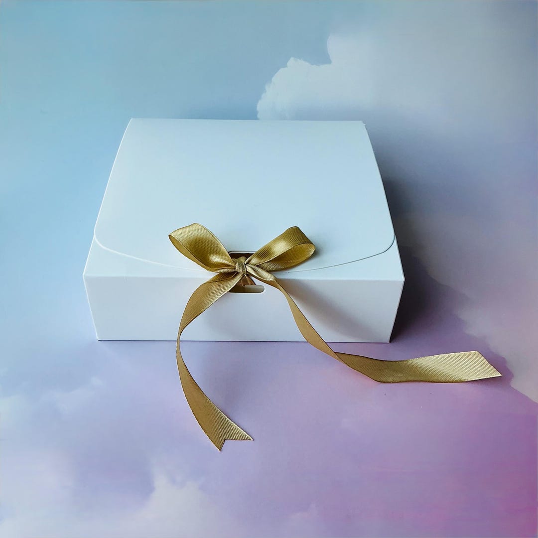 Marshmallow Glow Gift Box/present/gift for Her/ Birthday - Etsy