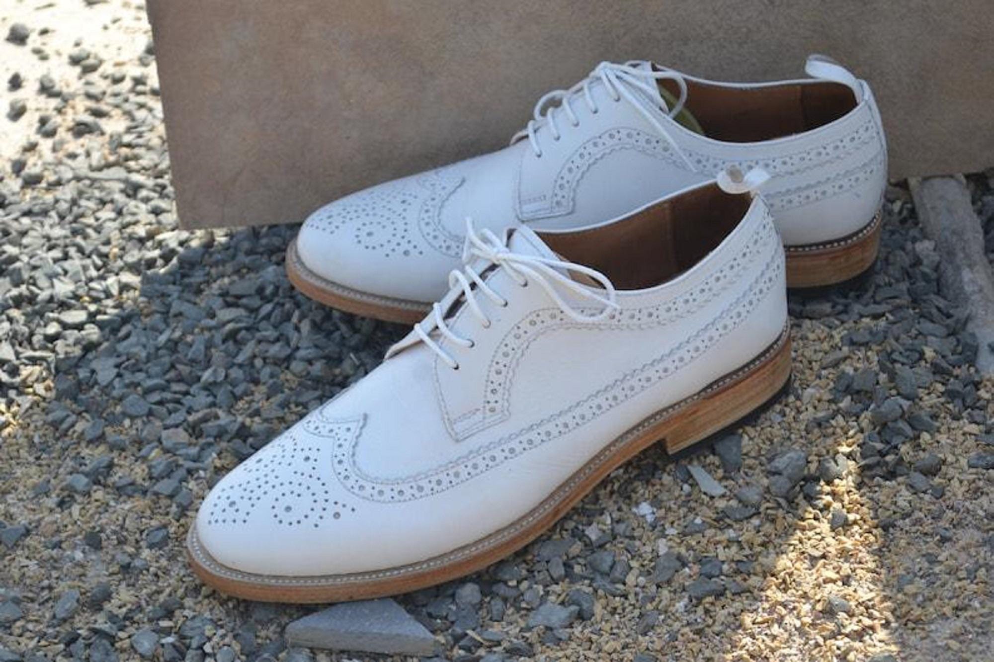 Handmade White Leather Oxford Brogue Shoes – Men’s Classic Wingtip ...