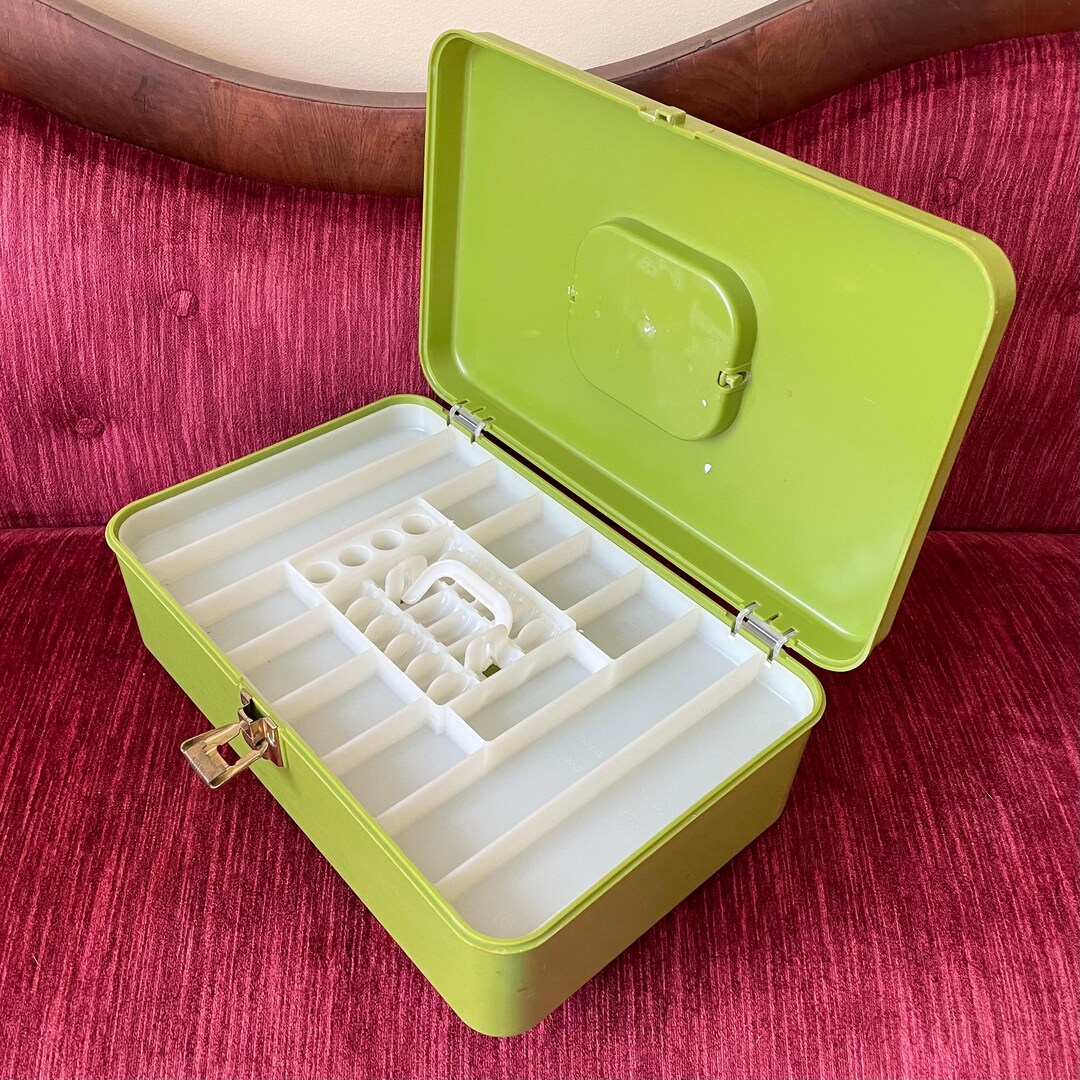 Vintage Wil-hold Thread Box by Wilson Mfg Corp - Lime Green With Tray ...