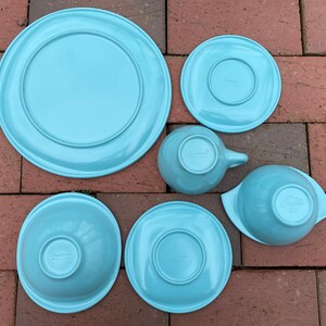 Six Pieces of Vintage Melamine Boontonware Dishes Medium Blue Melamine ...