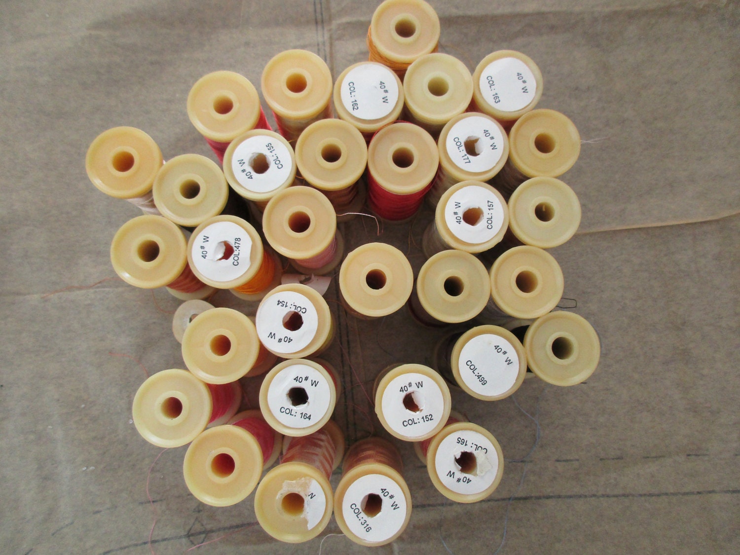 Rayon Thread 32 Spools Used and New 40 Wt Snap | Etsy