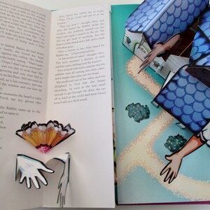 Pop-up Book Alice's Adventures in Wonderland - Robert Sabuda, Hardcover ...