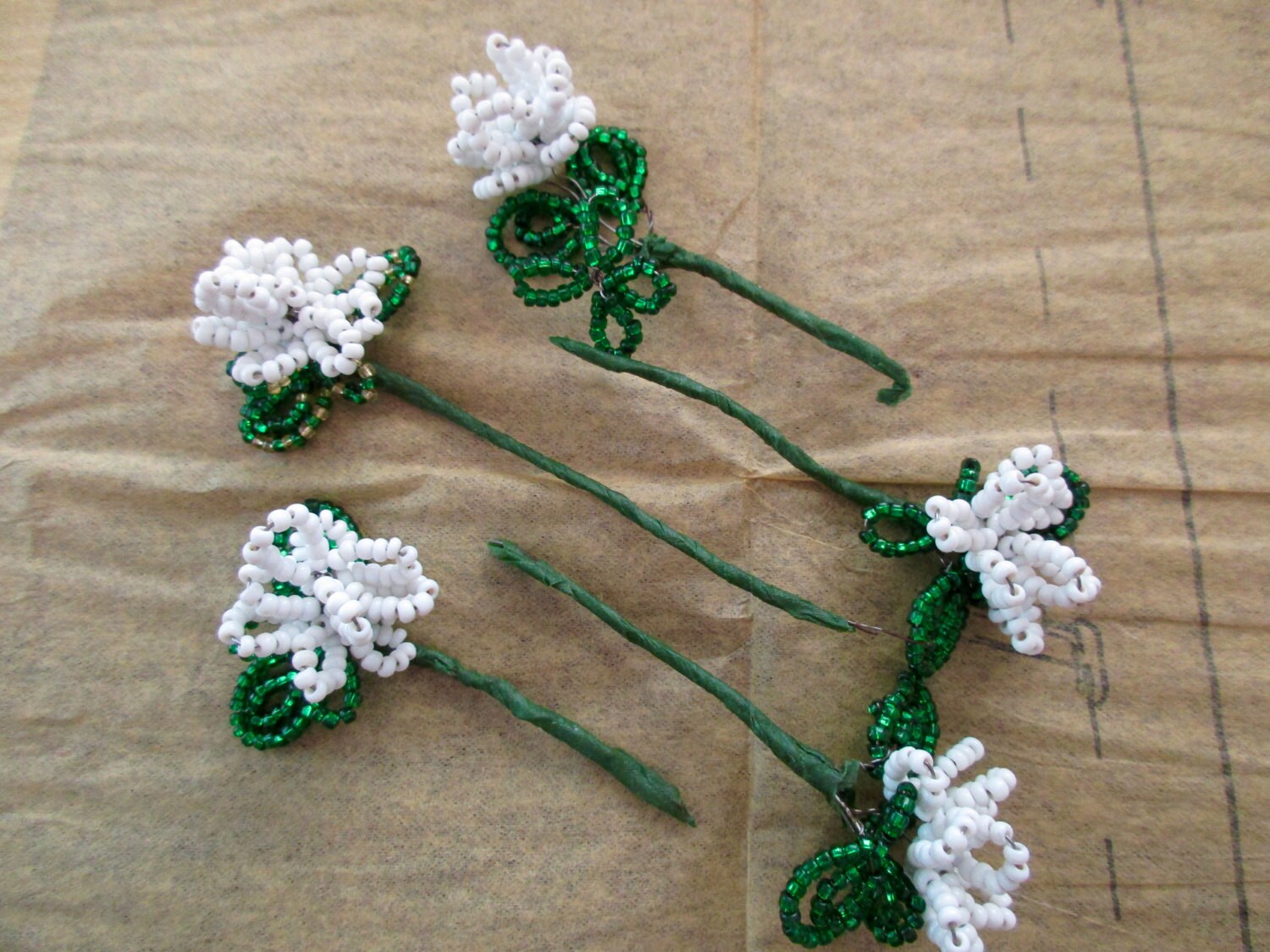 5 Stems of French Beaded White Flowers and Leaves on Wire | Etsy