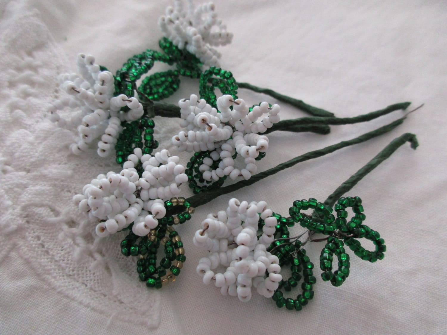 5 Stems of French Beaded White Flowers and Leaves on Wire | Etsy