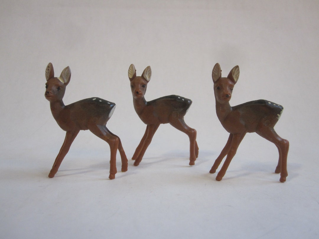 3 Vintage Miniature Plastic Deer - Deer Miniatures - Made in Hong Kong ...