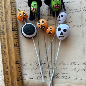 7 Handmade Halloween Head Picks - Hand Painted Spun Cotton Witches ...