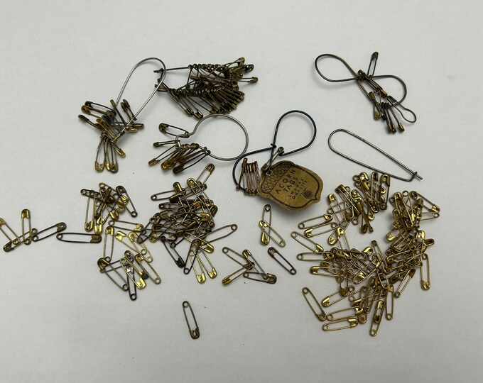 180 Small Vintage Safety Pins Mostly Brass Vintage Brass Safety Pins 3/ ...