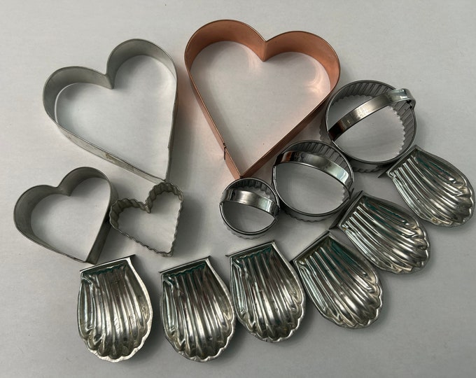 13 Pcs Metal Shell Tins and Cookie Cutters - Hearts, Scallop Edge ...