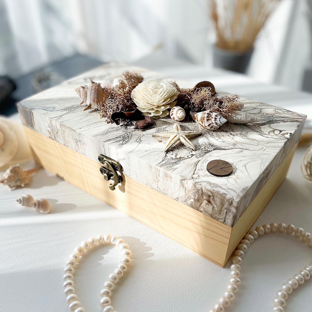 Hand-painted Moss & Shell Keepsake Box – Coastal Nature Jewellery Box ...