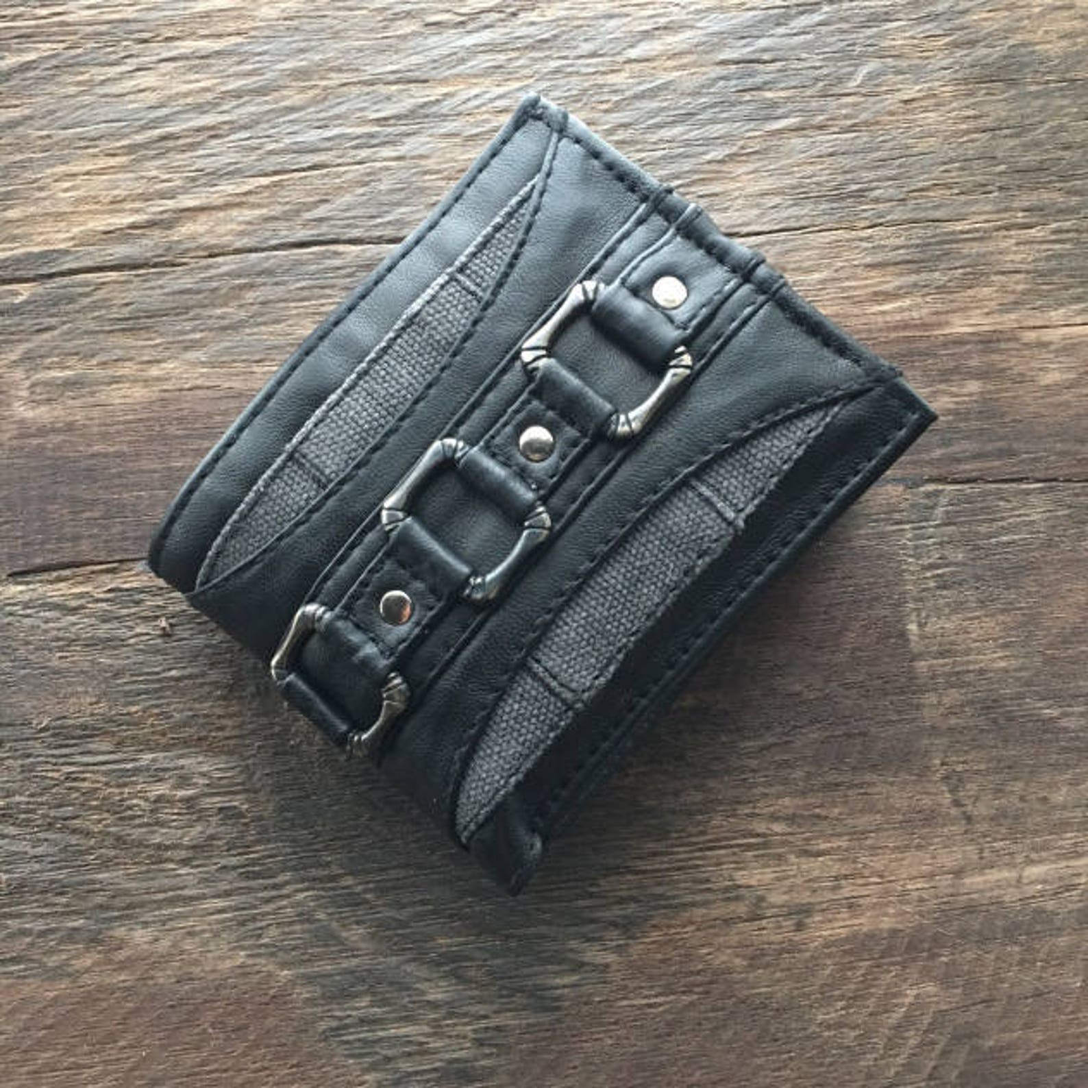 DARK STAR Wallet With Chain Leather Wallet With Chain Bi-fold Leather ...
