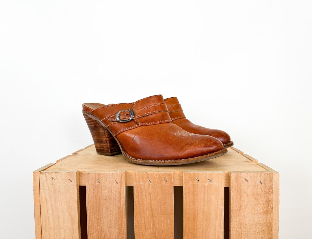 Vintage Size 8 70s-80s Western Cognac Brown Leather Stacked Heel Buckle ...