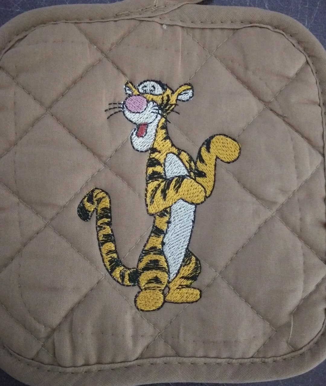 Tigger Pot Holder - Etsy