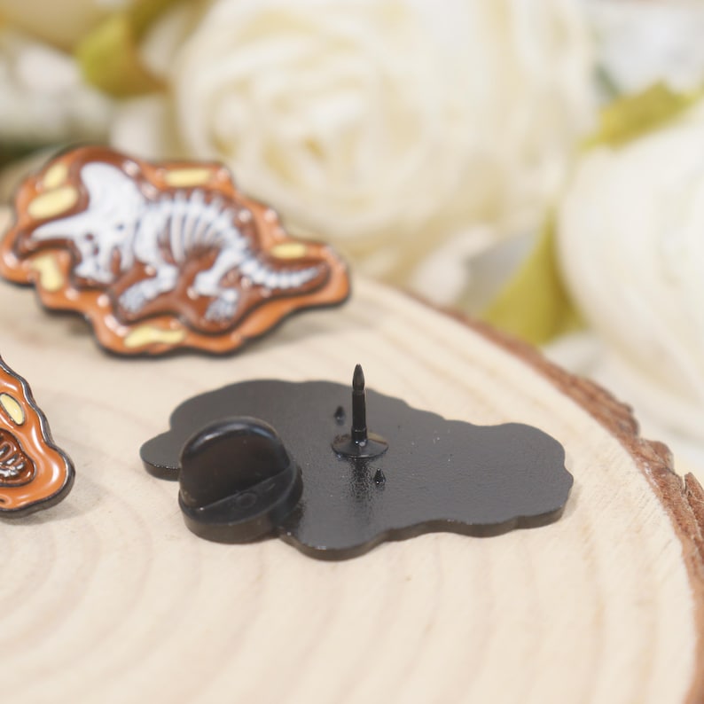Dinosaur Skeleton Fossil Skull Pin Set,dinosaur Enamel Pin Badge,t-rex ...