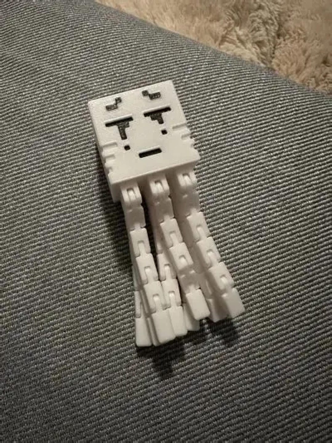 3D Printed Articulated Ghast Fidget Toy – Collectible, Stress Relief ...