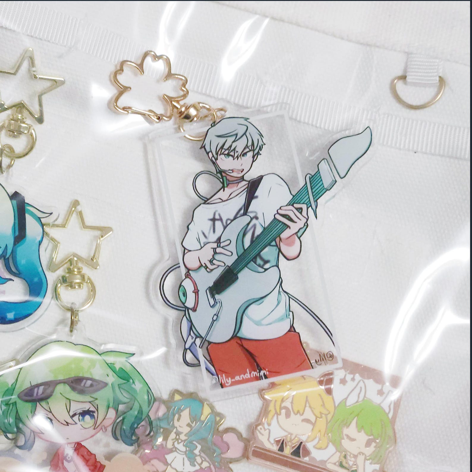 ALNST Till Keychain | Alien Stage - Etsy