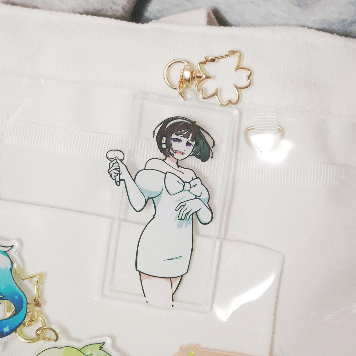 ALNST Sua Keychain | Alien Stage - Etsy