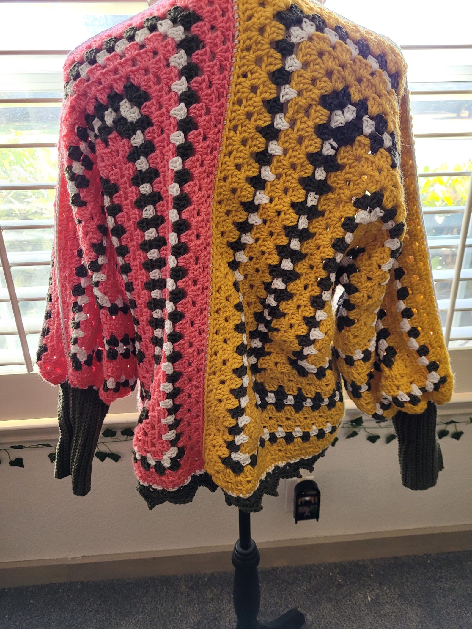 Strawberry X Sunflower Hexagon Cardi - Etsy