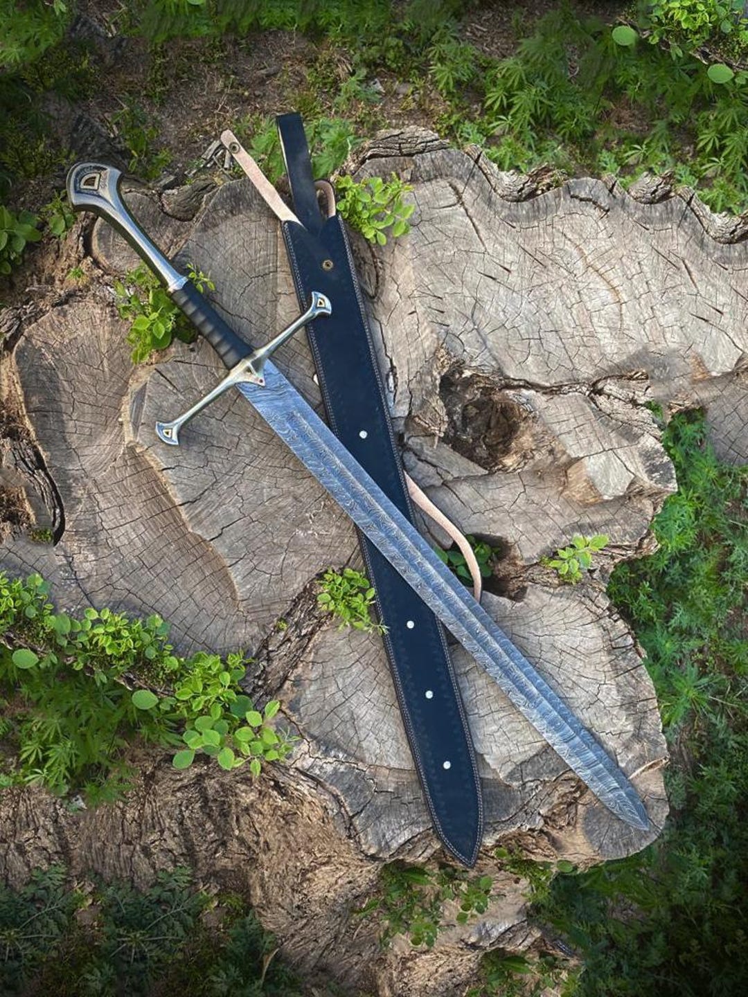 Handmade Medieval Viking Long Sword - Custom Damascus & Carbon Steel ...