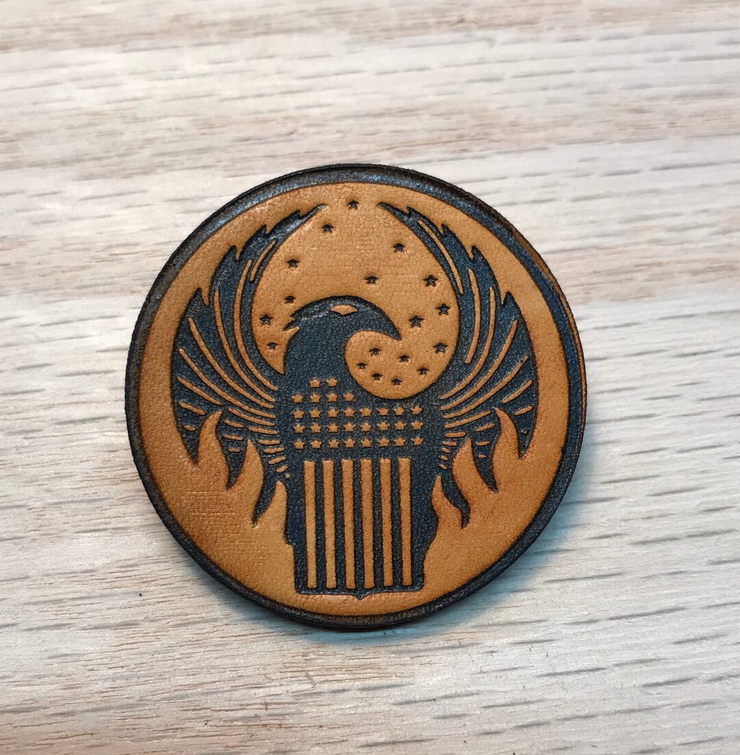 MACUSA Leather Pin - Etsy