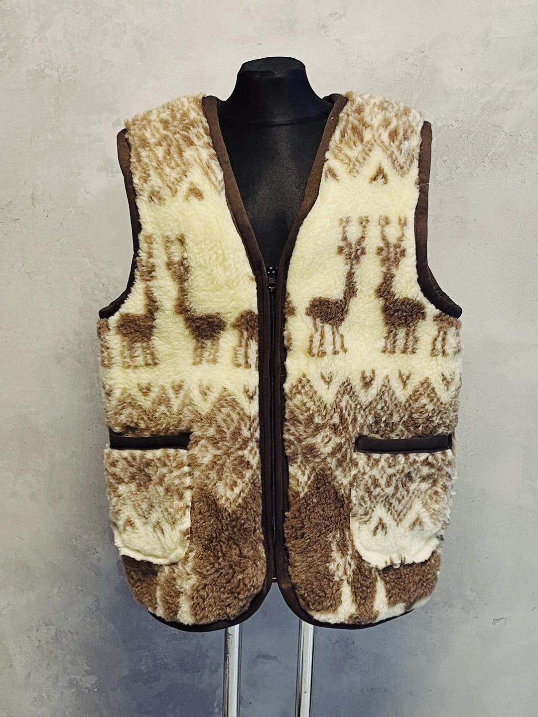 Traditional Mountain Unisex Open Merino Vest, Sheep Wool Vest Made in ...