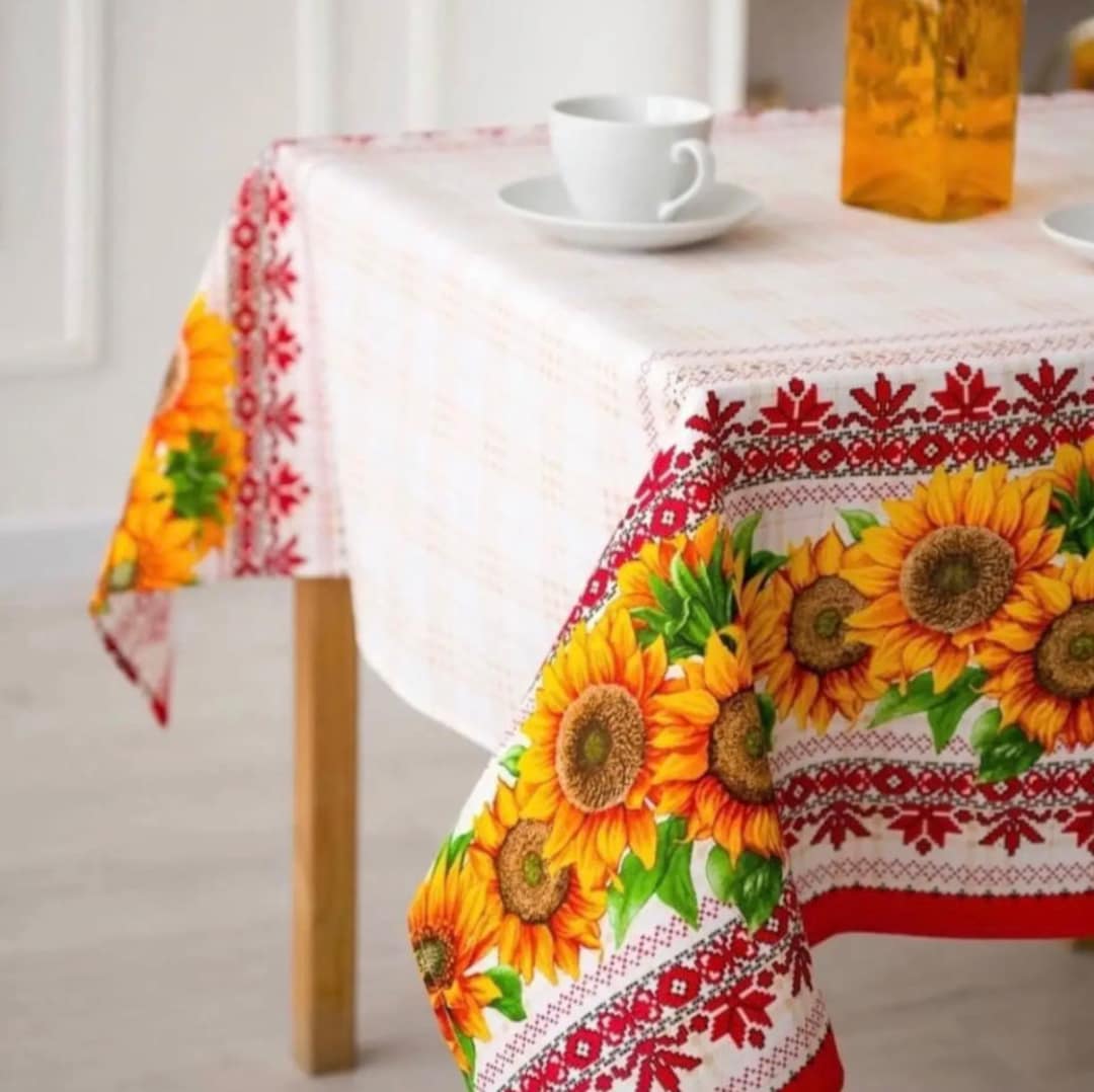 Modern Ukrainian Table Cloth, Ukrainian Home Decor, Ukrainian Gift, Red ...