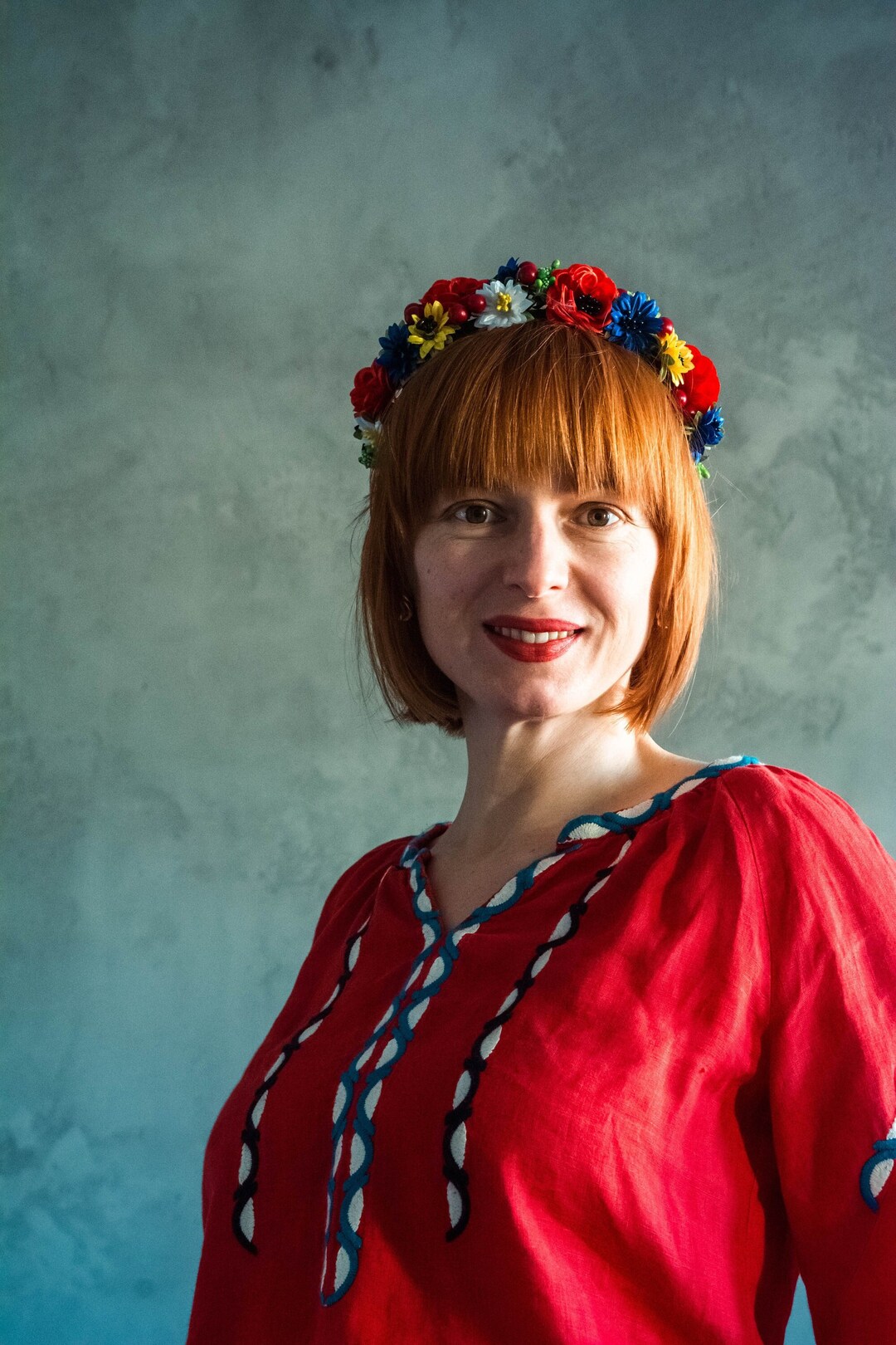 Elegant Ukrainian Vinok in Traditional Red and White – A Timeless ...