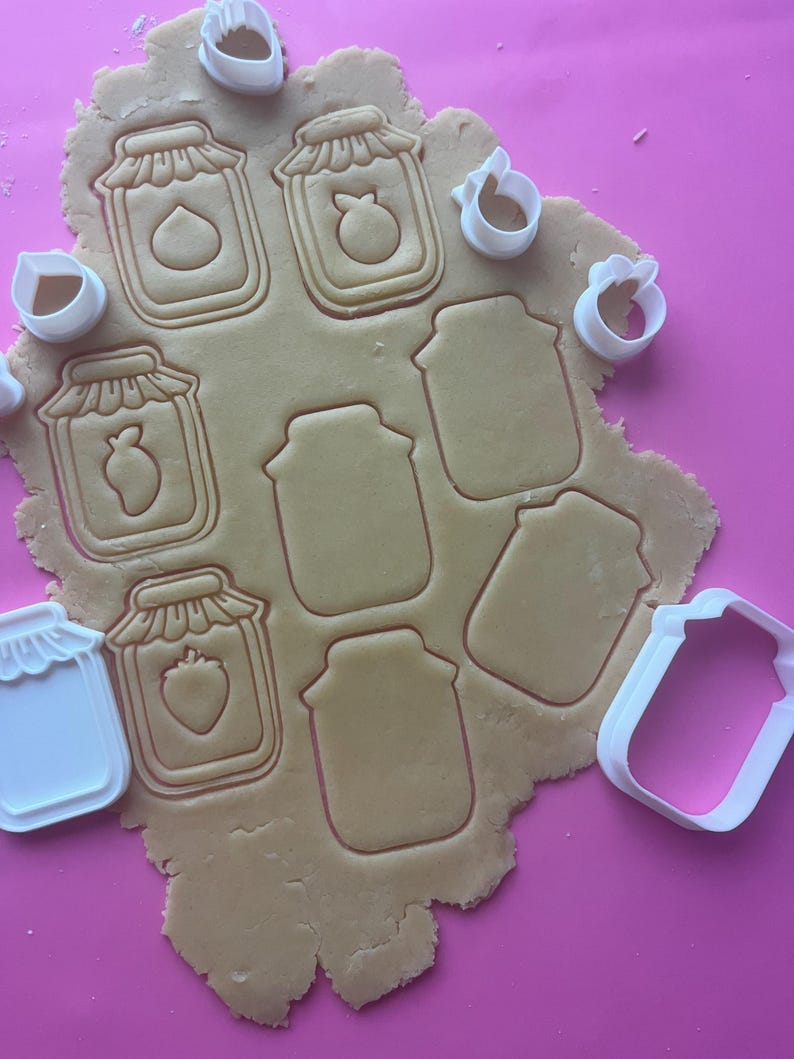 Jar Linzer cookie cutter set, Jam jar cookie cutter, Linzer sandwich ...