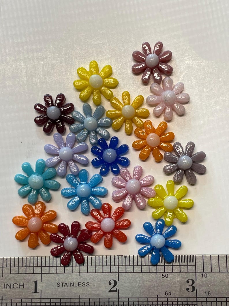 90 COE Freeze and Fuse 5/8" Daisy Glass Flower Embellishment Art Supply ...