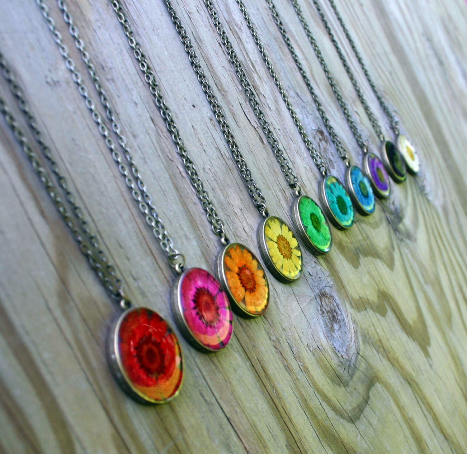 Pick Your Color Rainbow Daisy Necklace Real Flower Necklace - Etsy