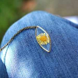 Yellow Daisy Pendant Necklace, Real Daisy, Botanical Jewelry, Yellow ...