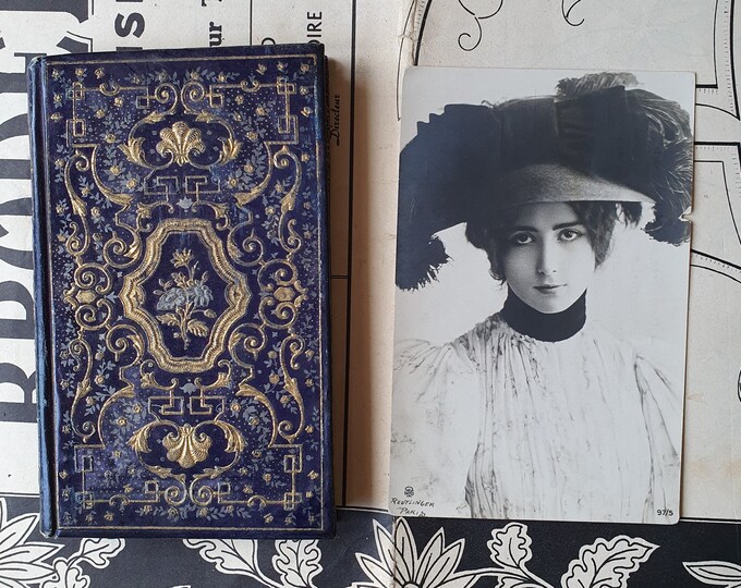 From 1847 - Small Antique French Book - Size: 5 1/2" X 3 1/4 ...