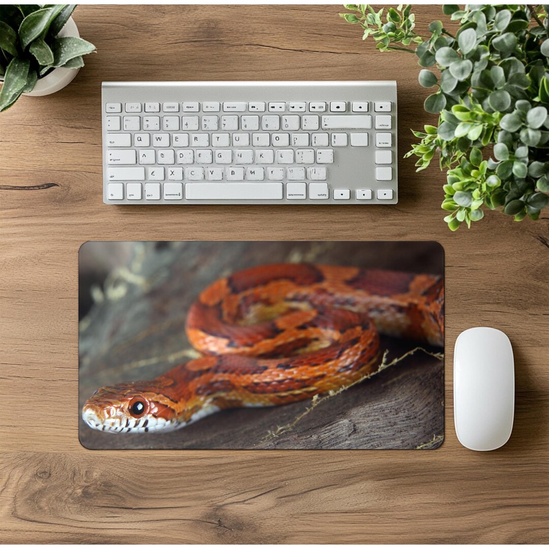 Eye-catching Snake Mouse Pad, Ideal Gift for Reptile Fans & Home Office ...