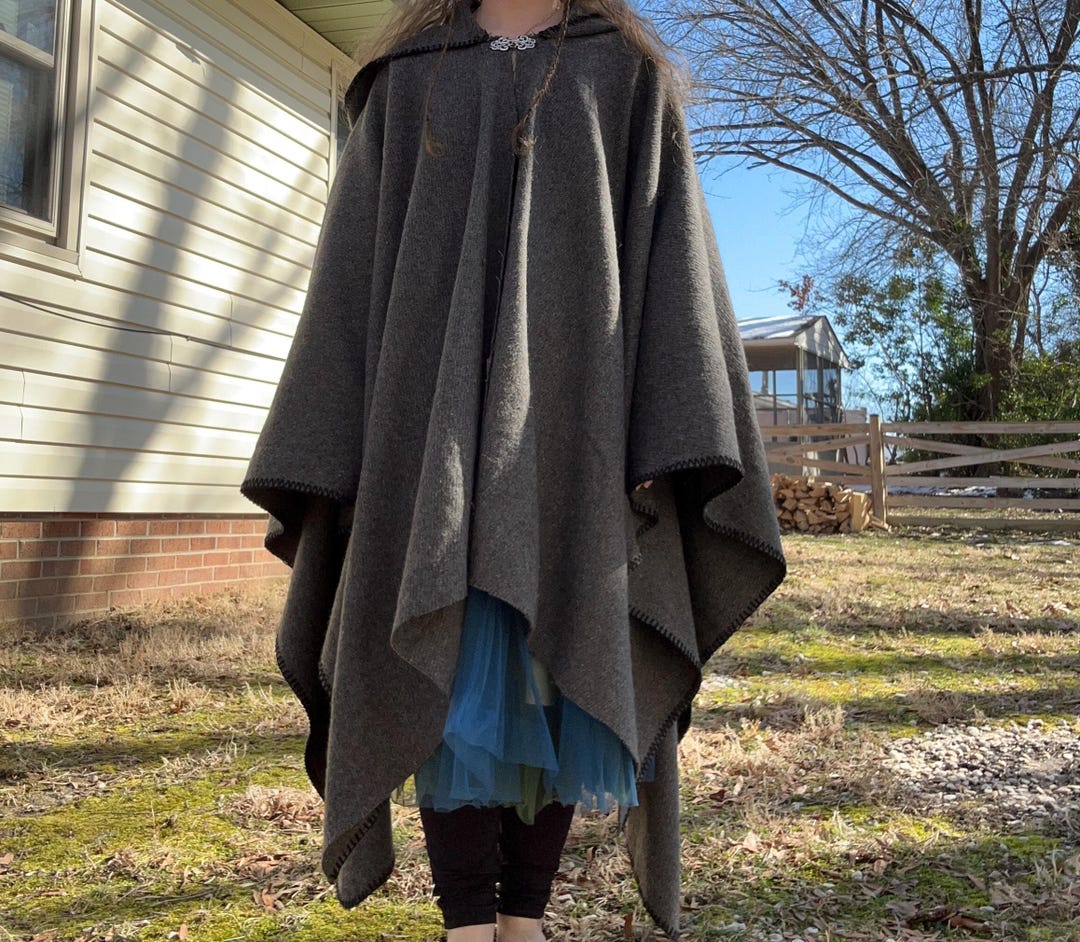 Pointed Hood Ruana Cloak (historic, Fantasy, LOTR) - Etsy
