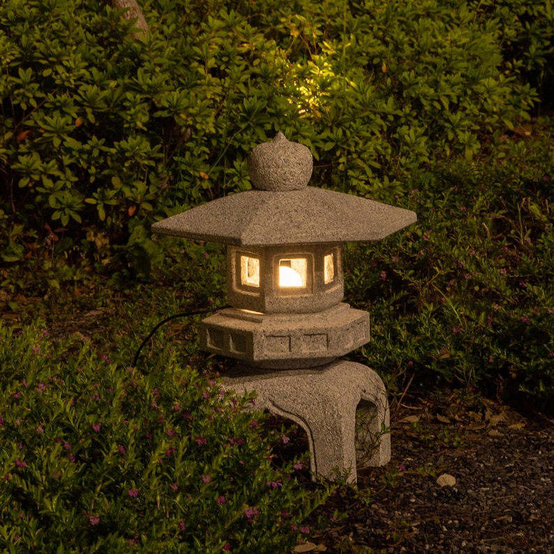 Japanese Yukimi Stone Lantern, | Hand-cut and Carved From Natural ...