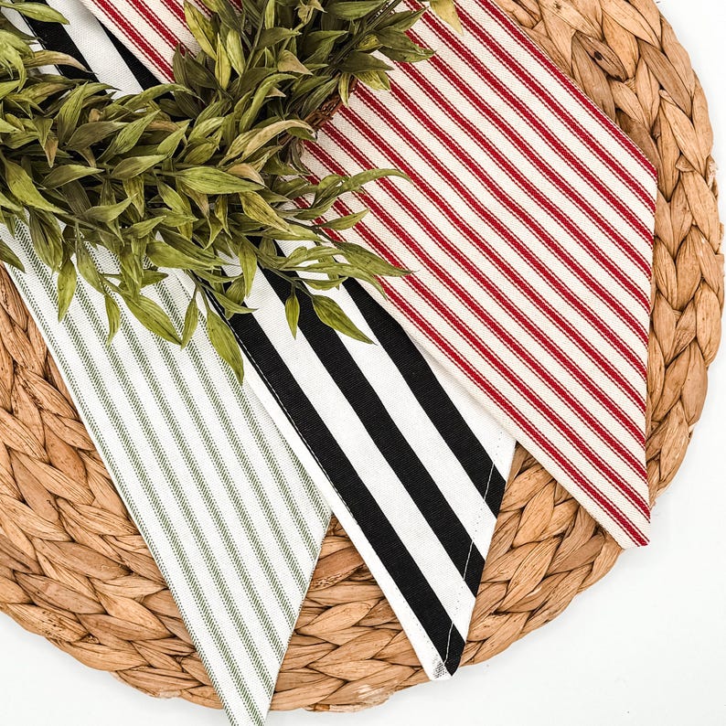 Personalized Santa Clause Wreath Sash, Black & White Stripe, Green or ...