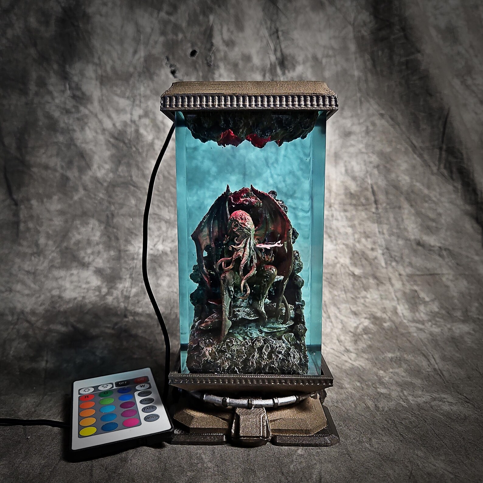 Sea Monster Resin Lamp, Cthulhu Monster Handmade Resin Lamp, Monster ...