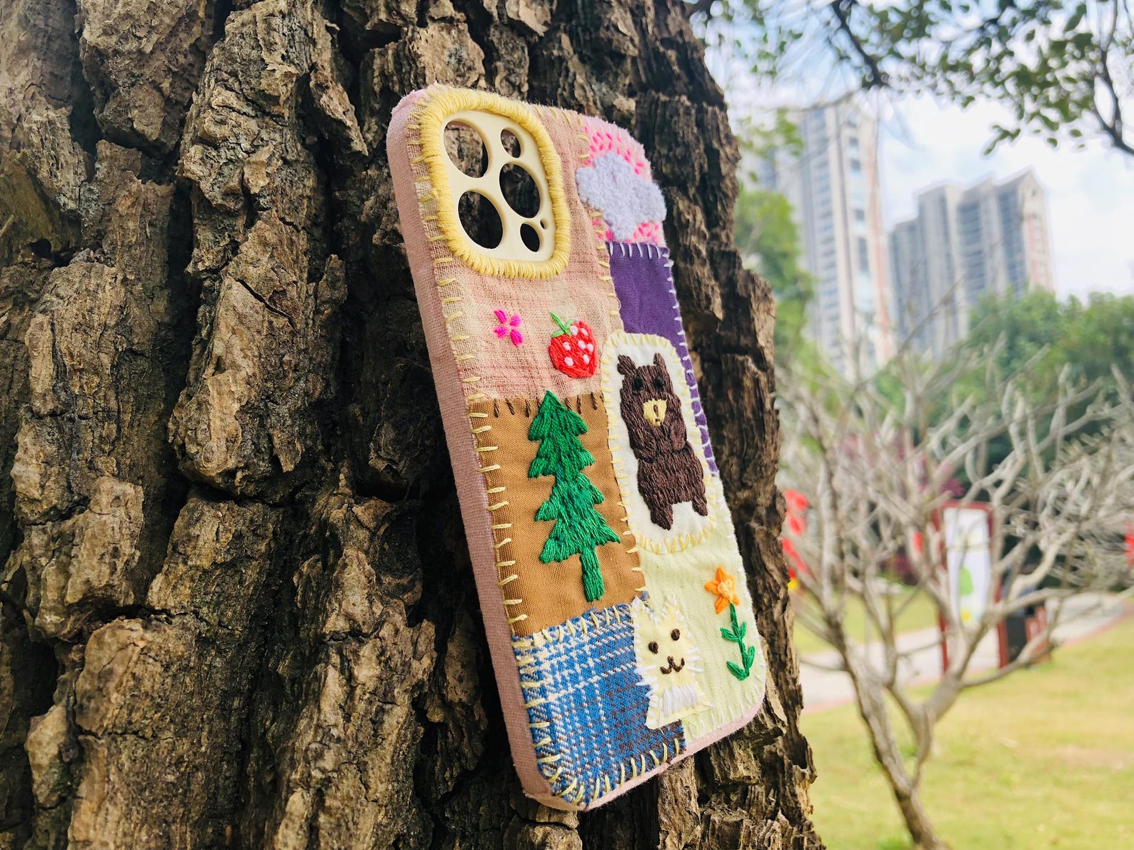 Patchwork Embroidery Bear and Kitten Phone Case, Retro Cute Phone Case ...